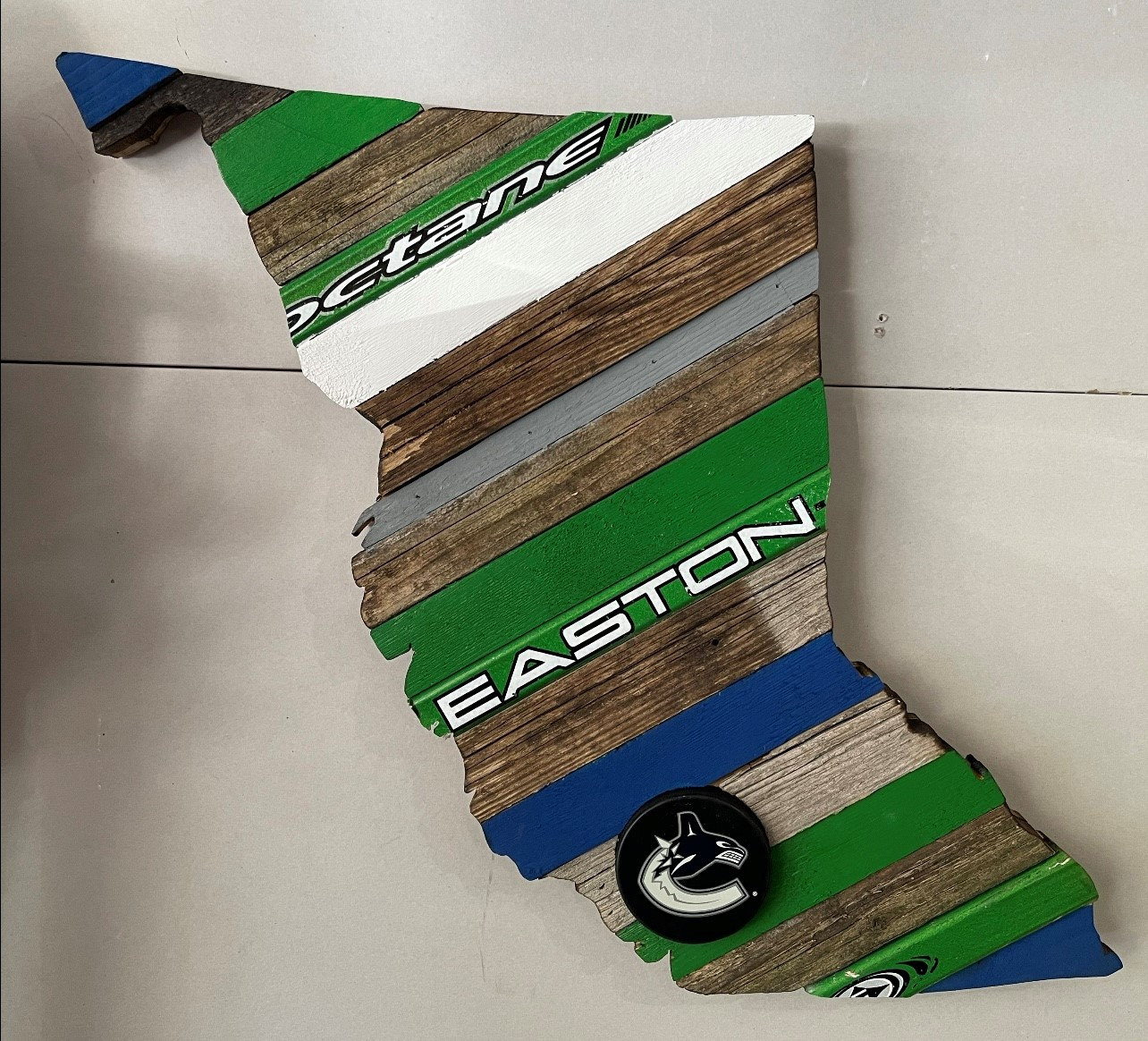 Vancouver Canucks, Custom Wood Sign, NHL Hockey, Hockey Wall Art! - Etsy