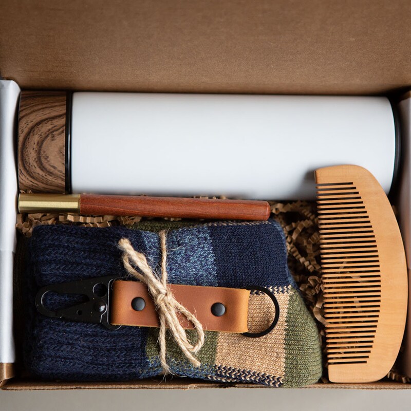 Men Gift Box Set - 60+ Gift Ideas for 2024