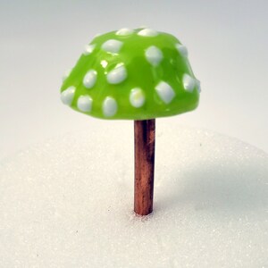 New Lime Green Glass Mushroom Cap With Removable Copper Stalk White ...