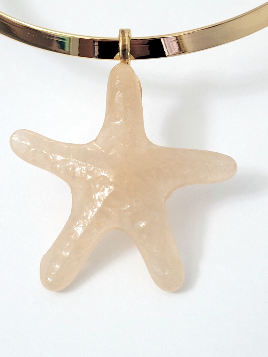 New Cream Sand Colored Glass Starfish Pendant With Gold Tone Adjustable ...
