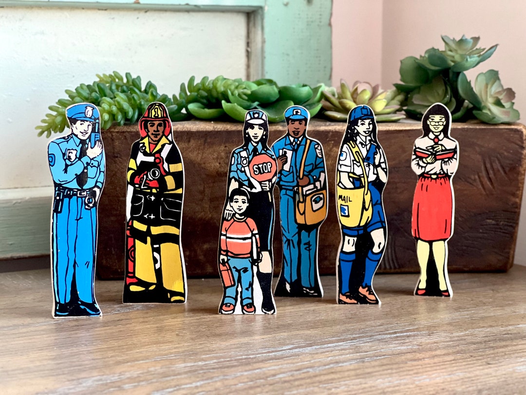 Community Figures, Vintage Wooden Toys for Pretend Play, Mini Village ...