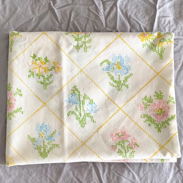 Retro Pillow Case - Etsy