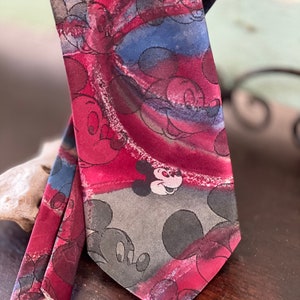 Disney Tie, Vintage and Made in America Disney Mickey Mouse Necktie ...