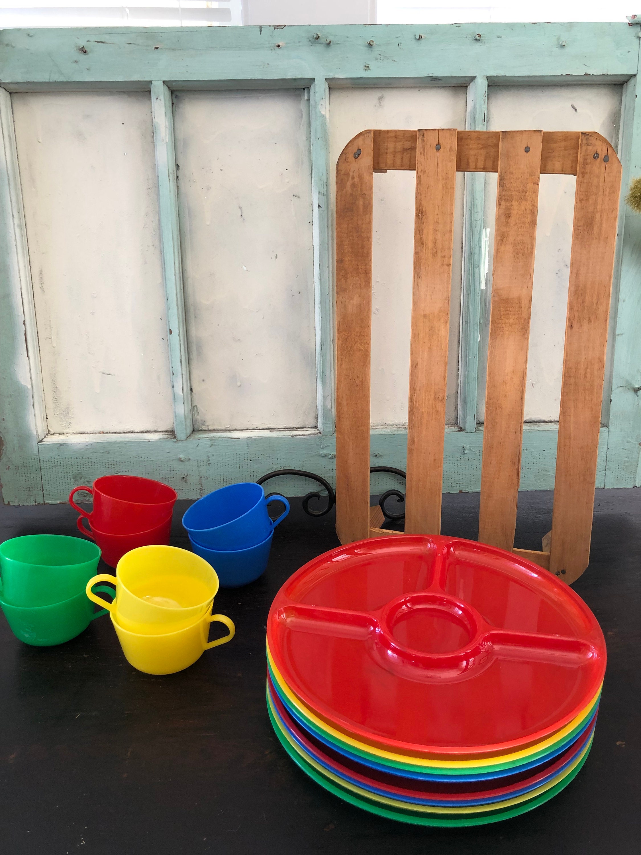 Plastic Dishes, Plas-tex Picnic Ware Dishes Cups and Tray for the Pic ...