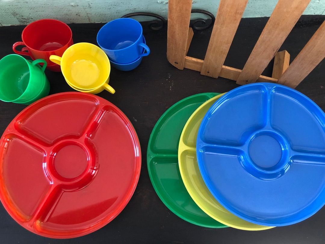 Plastic Dishes, Plas-tex Picnic Ware Dishes Cups and Tray for the Pic ...