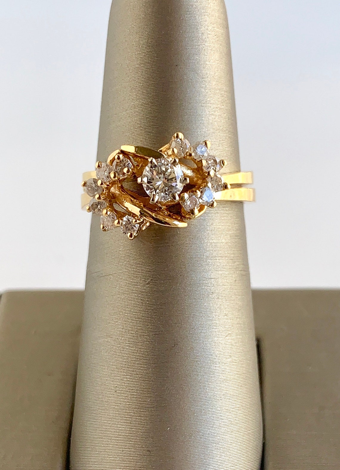 ESTATE Diamond Wedding/Bridal Set with 0.29 ct Round Brilliant | Etsy