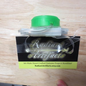 LED Hand Energy Blast Prop Hidden Bright Palm Light up Kit Effect ...