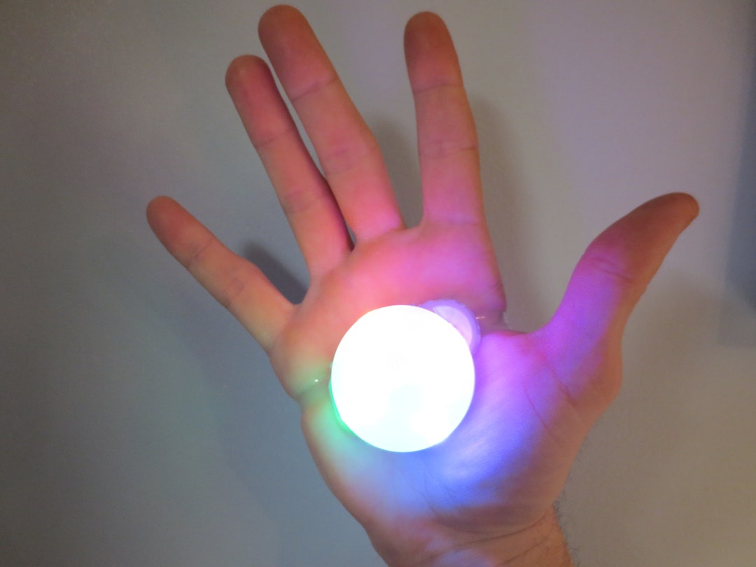 Special Effects LED Hand Prop, Programmable RGB Patterns! Party Palm ...