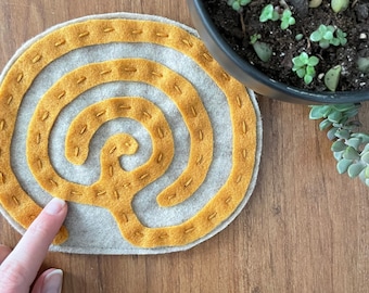 Finger Labyrinth - Etsy