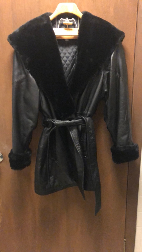 Leather Jacket w Faux fur trim Black Medium - Gem