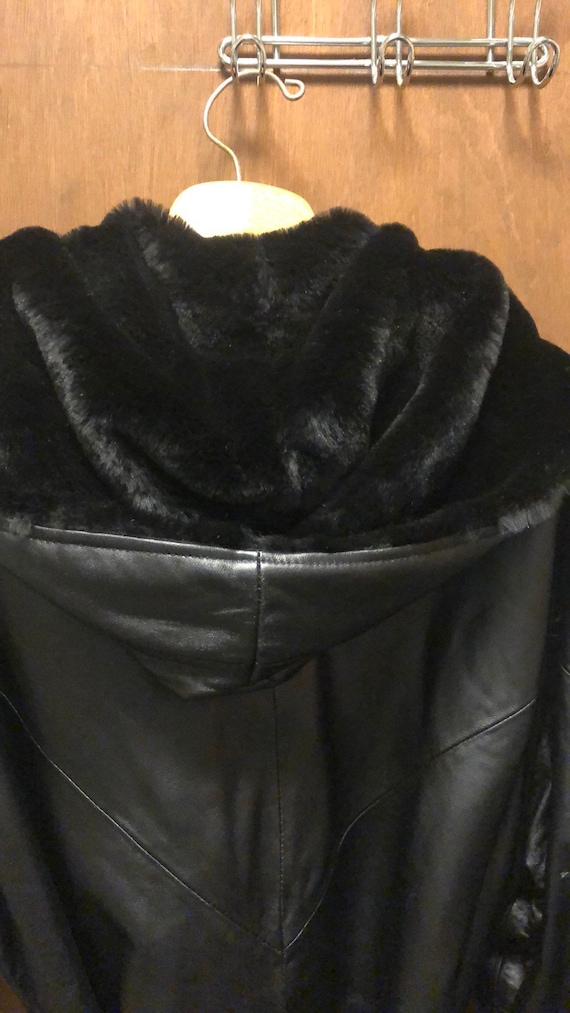 Leather Jacket w Faux fur trim Black Medium - Gem
