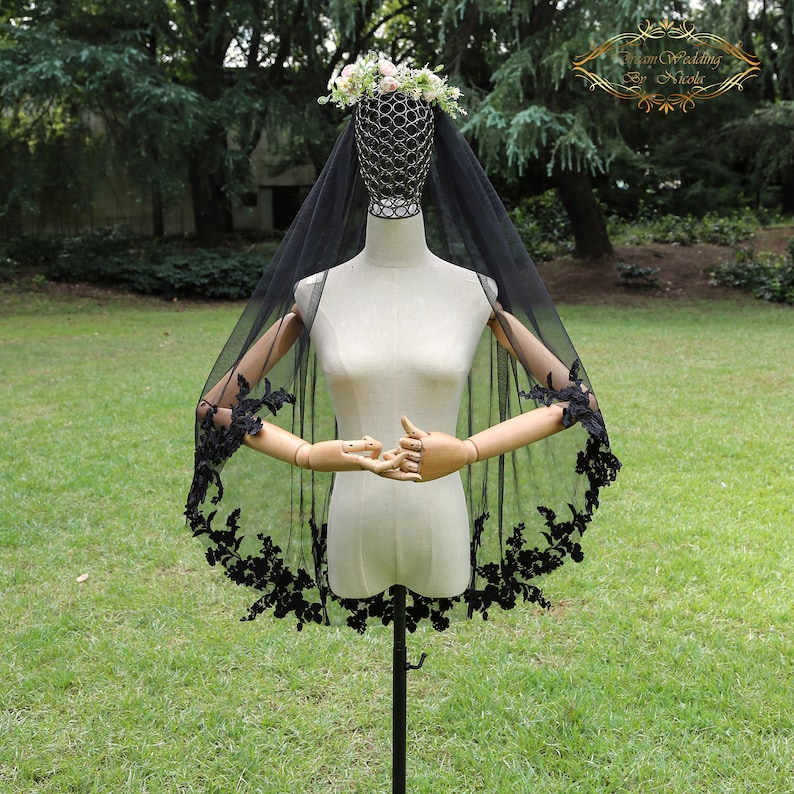 New Ballet Bridal Veil With Black Lace Wedding Dress Fingertip - Etsy