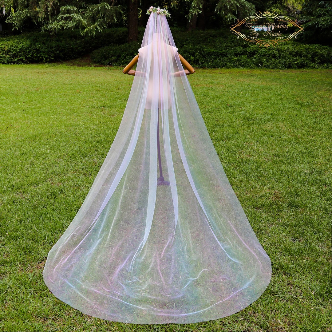 Rainbow Wedding Veil: Multicolor Tulle Bridal Veil - Cathedral Length ...