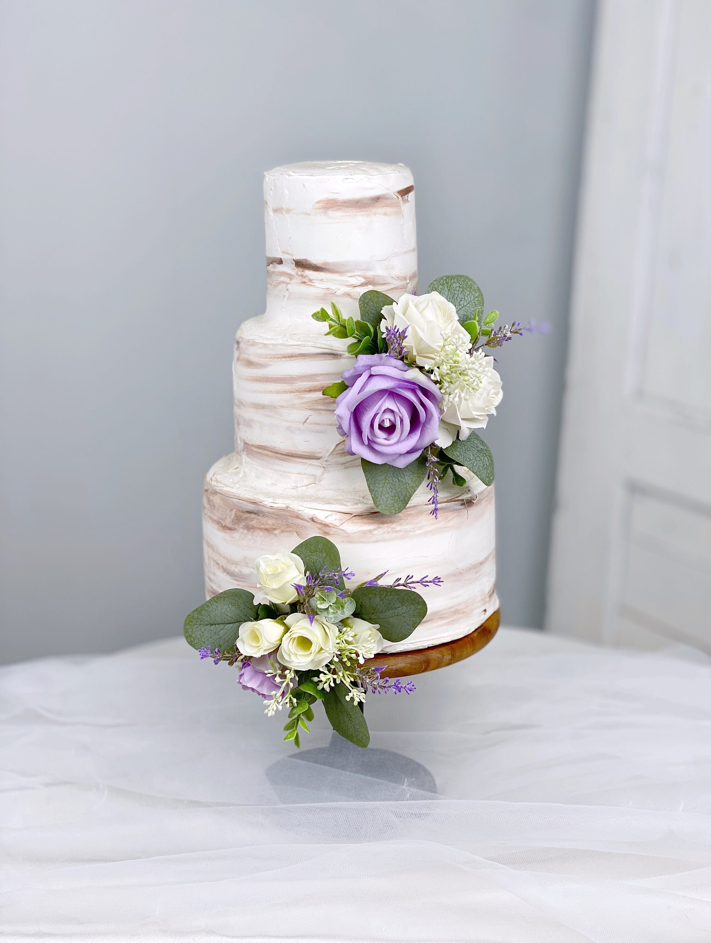 Ti And Tiny Wedding Cake