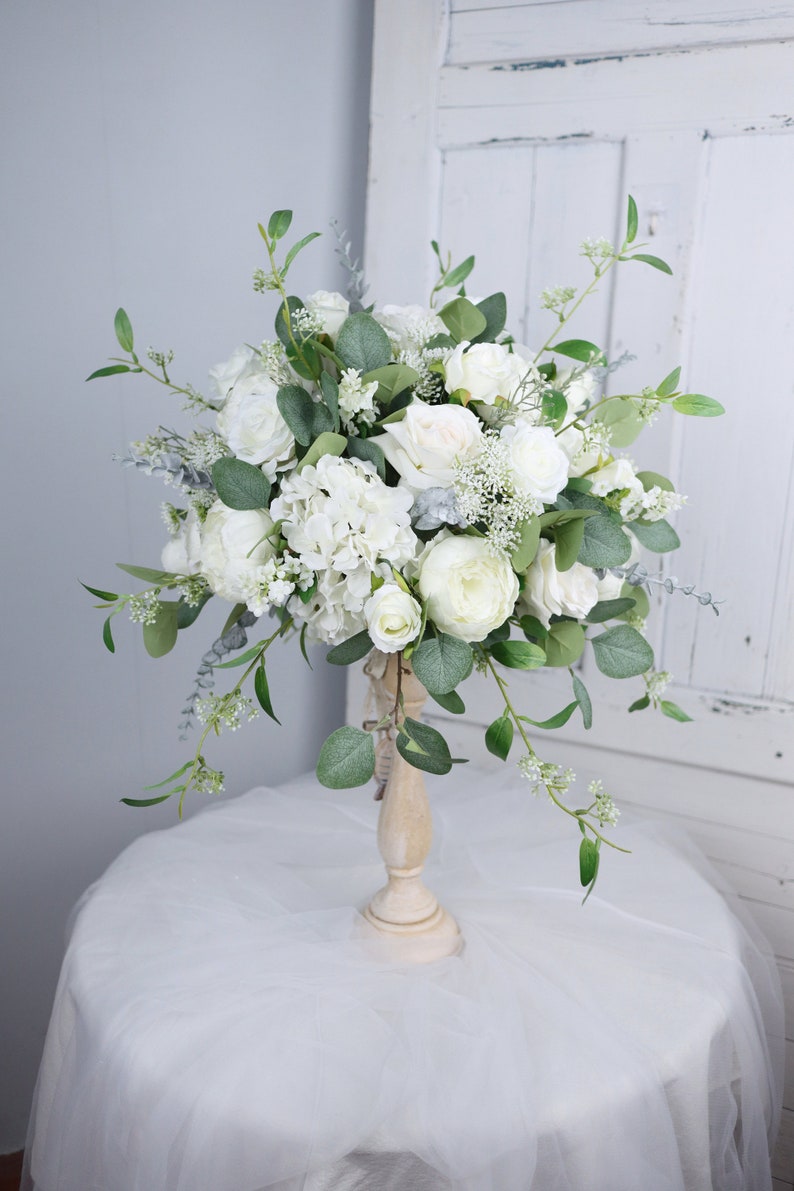 White and Sage Green Wedding Table Arrangement Guest Table - Etsy