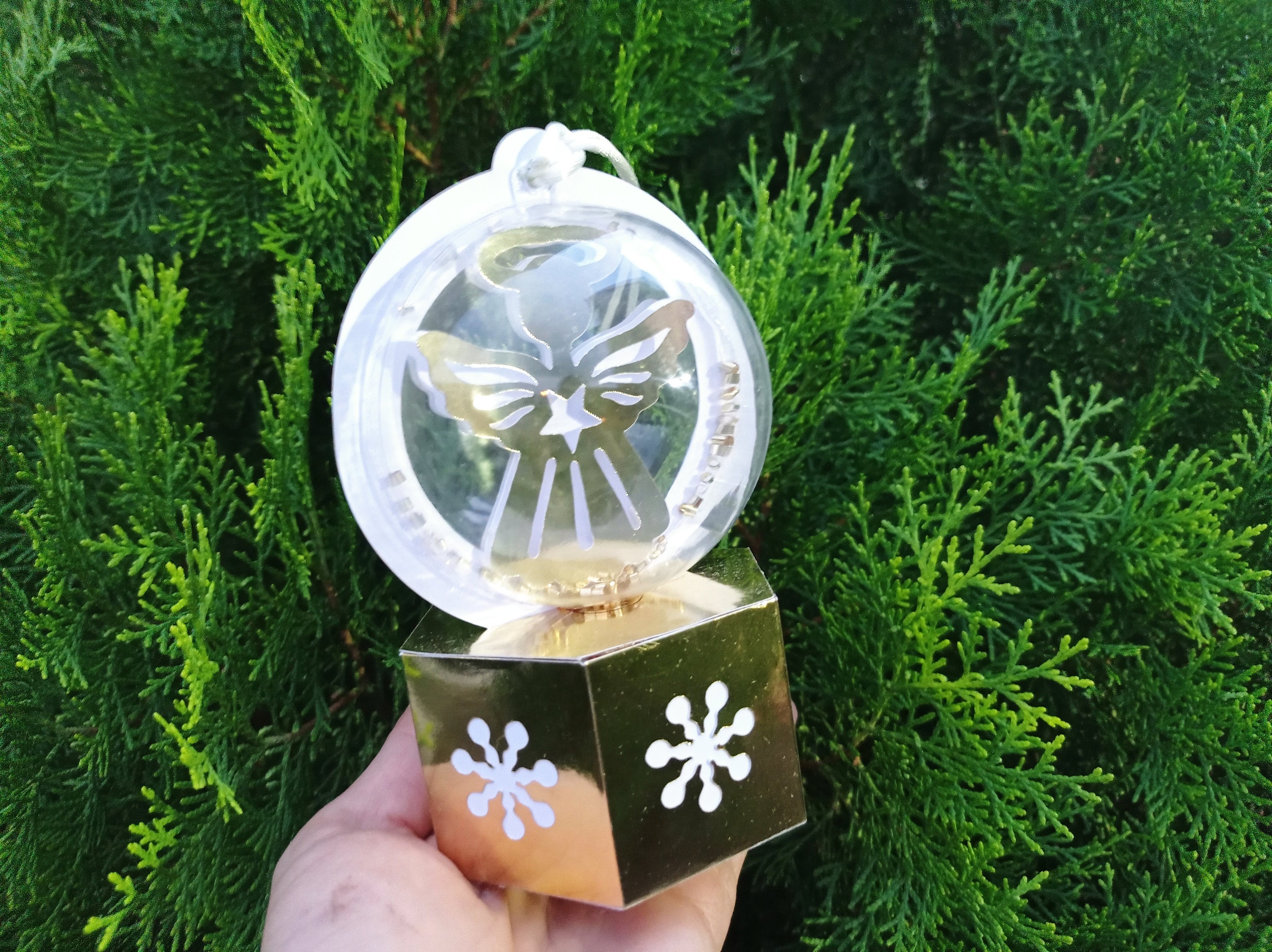 SVG Snow Globe Ornament Ball Gift Box Svg Cut Files Candy - Etsy