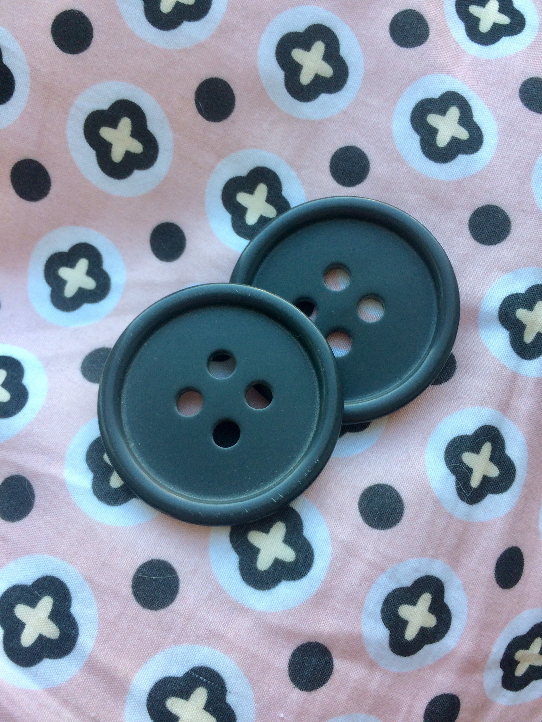 Large Vintage Buttons Dark Grey Set of 2 - Etsy Sweden