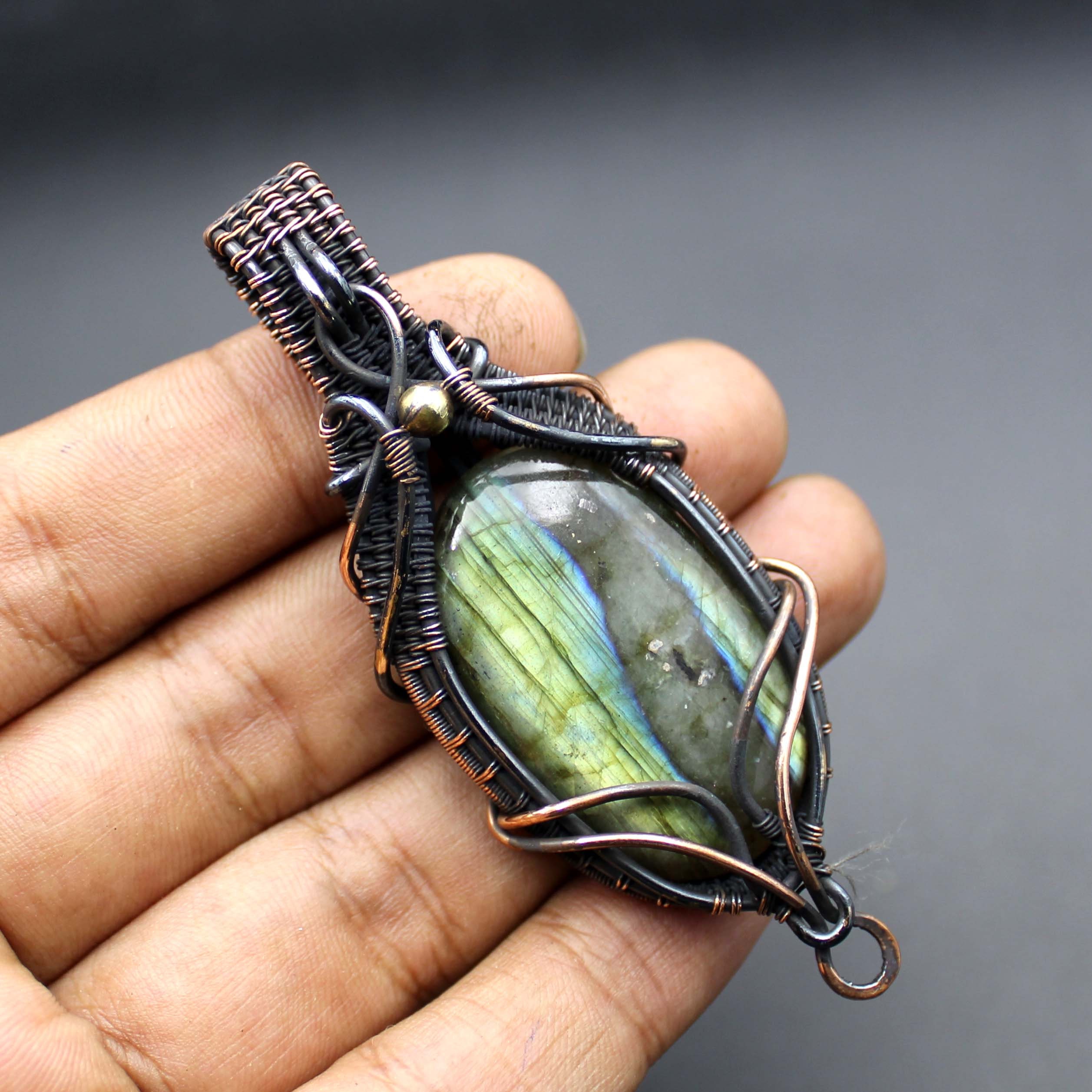 Wire Wrapped Labradorite Pendant