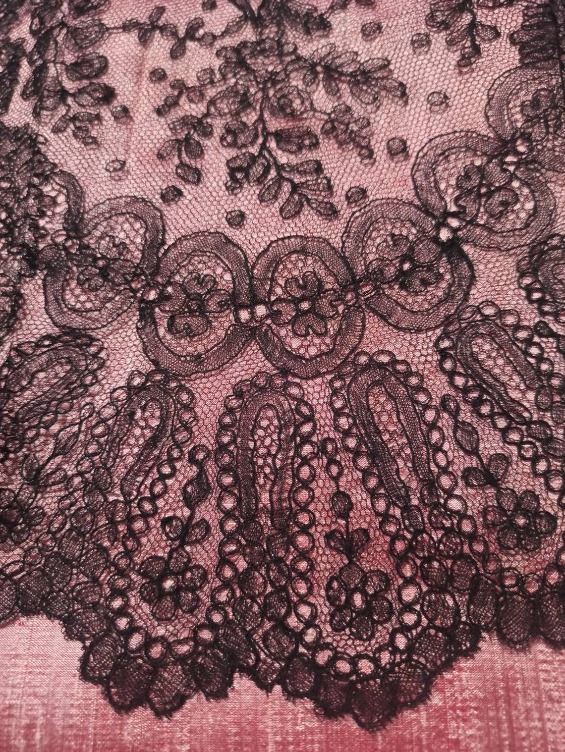 CHANTILLY Bayeux Lace C1860s French Handmade Black SILK Lace - Etsy