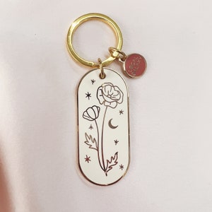 Minimal Botanical Keychain - Birth Flower - Birthday Gift for Friend or ...