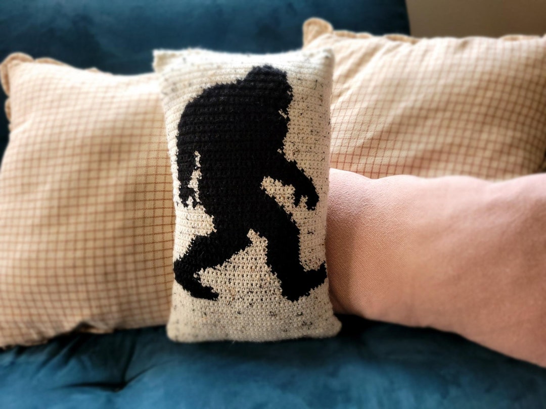 Big Foot Pillow Cover Crochet Pattern - Etsy