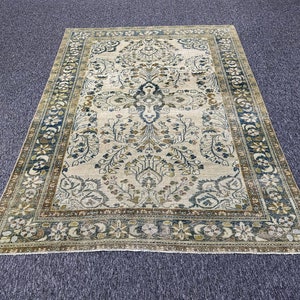 4’8”x6’5”ft. Persian Rug. Persian Scatter Rug. Entryway Rug. Neutral ...