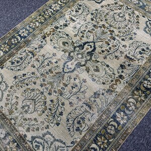 4’8”x6’5”ft. Persian Rug. Persian Scatter Rug. Entryway Rug. Neutral ...