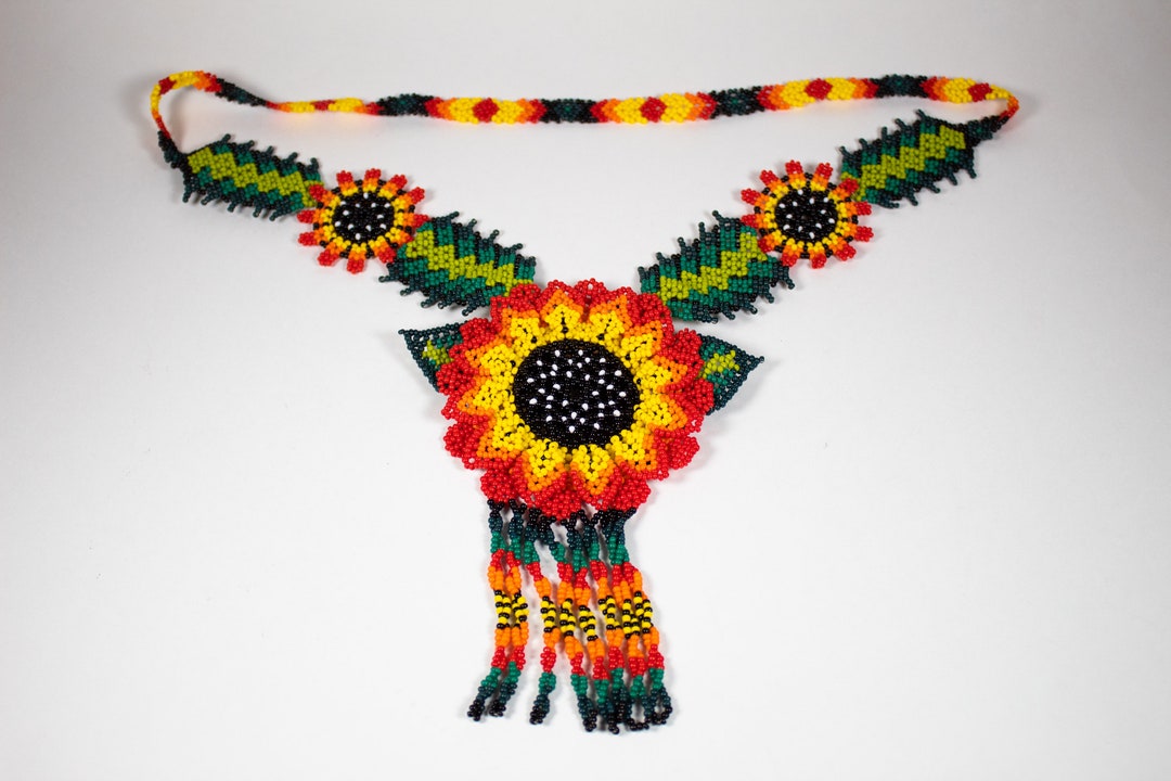 Handmade Kuna Tribe Beaded Necklace: Panamanian Flower Jewelry - Etsy