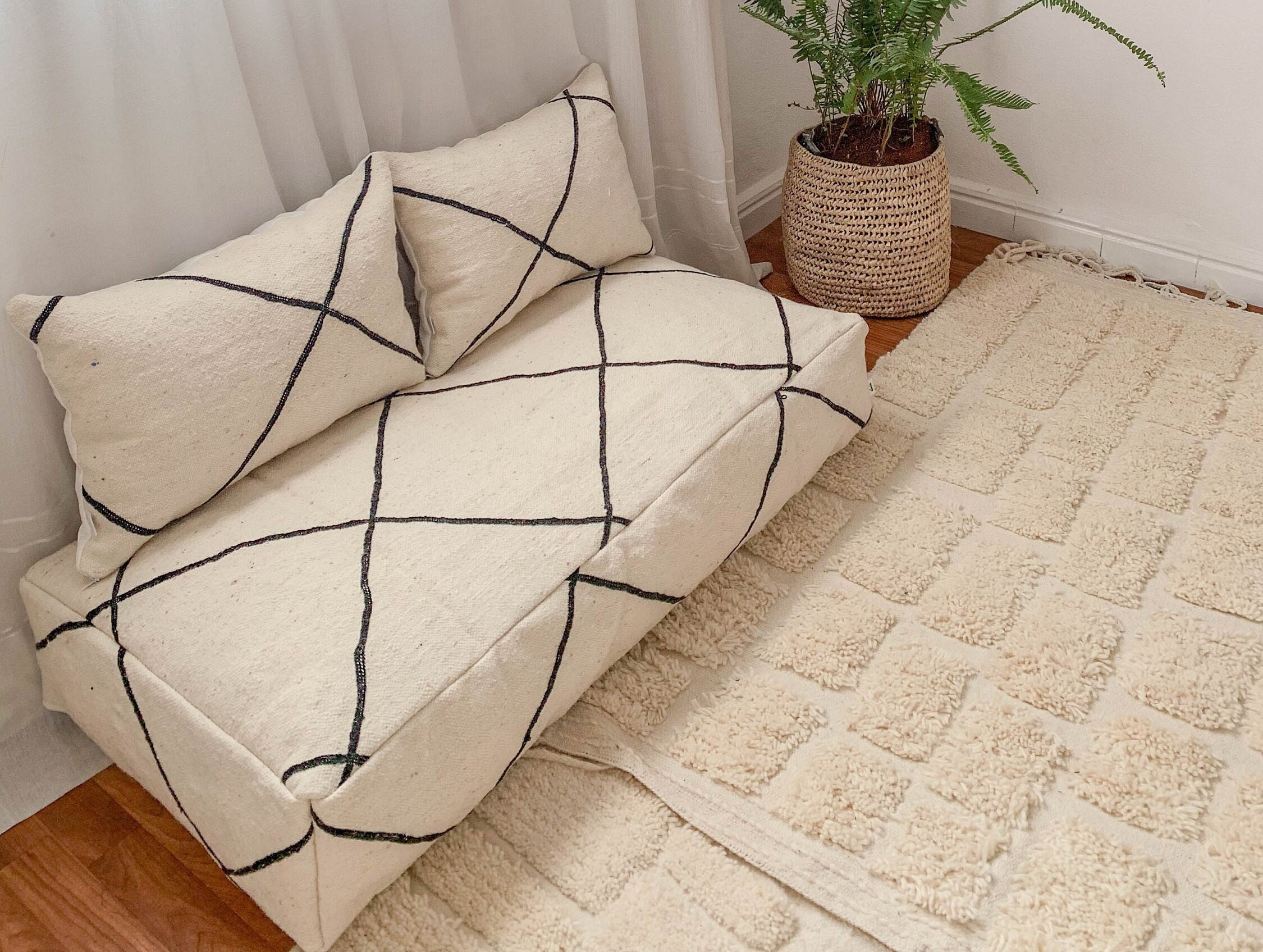 Moroccan Couch, Moroccan Floor Sofa Seating 4ft 120 X 60 X 20 Cm ...