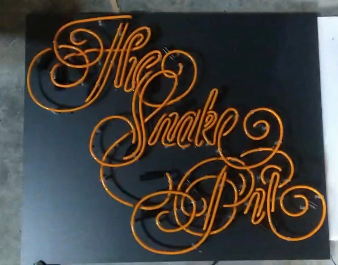 The Snake Pit Real Neon Sign Scaled Replica From Blade Runner - Etsy