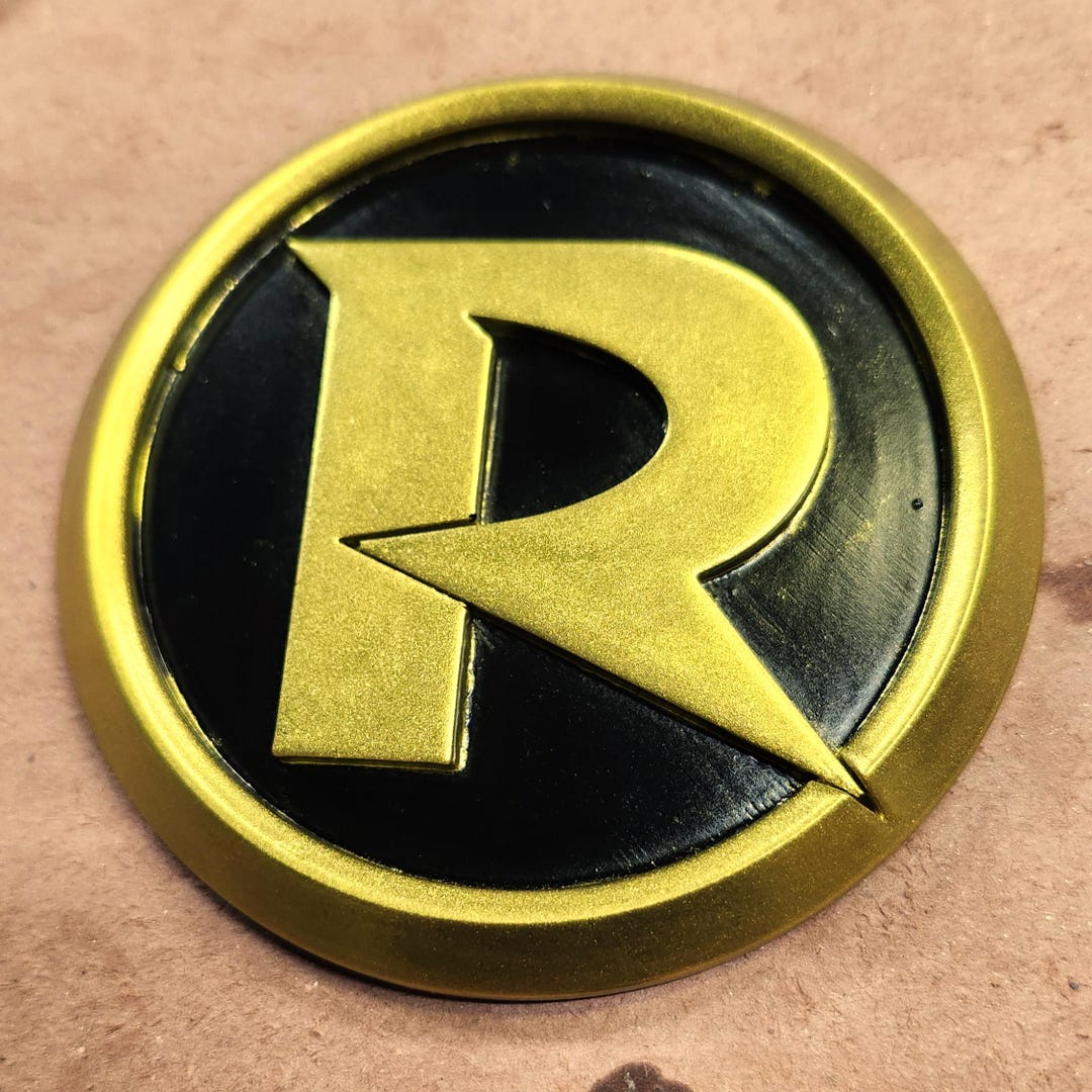 Robin Chest Emblem - Etsy