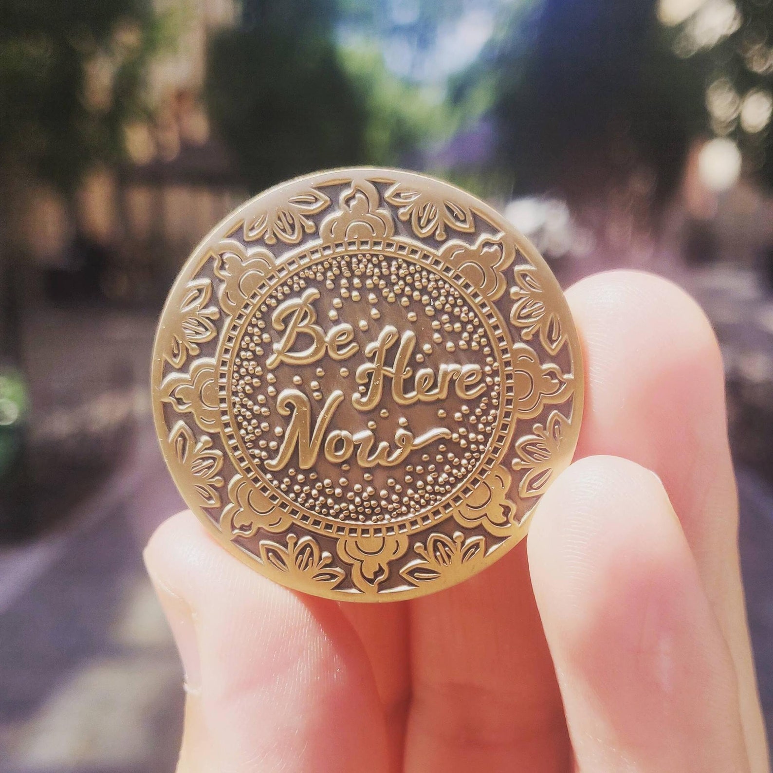 Be Here Now Mantra Medallion - Meditation Gift, Mindfulness Tool, Daily ...