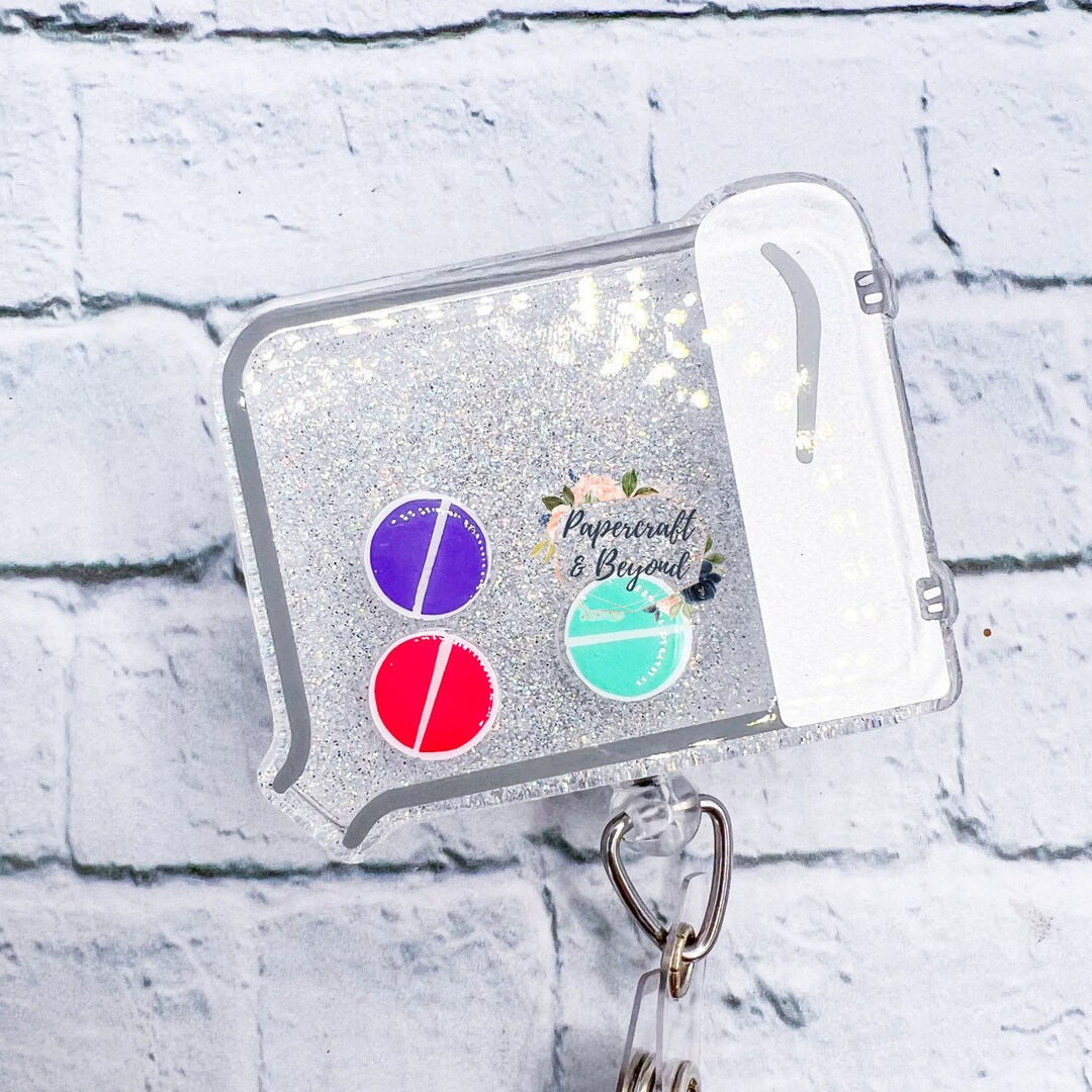 Pill Counting Tray SHAKER Interactive Badge Reel, Pharmacy Technician ...