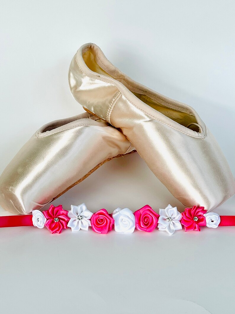 Ballet Bun Wreath: Joy - Etsy