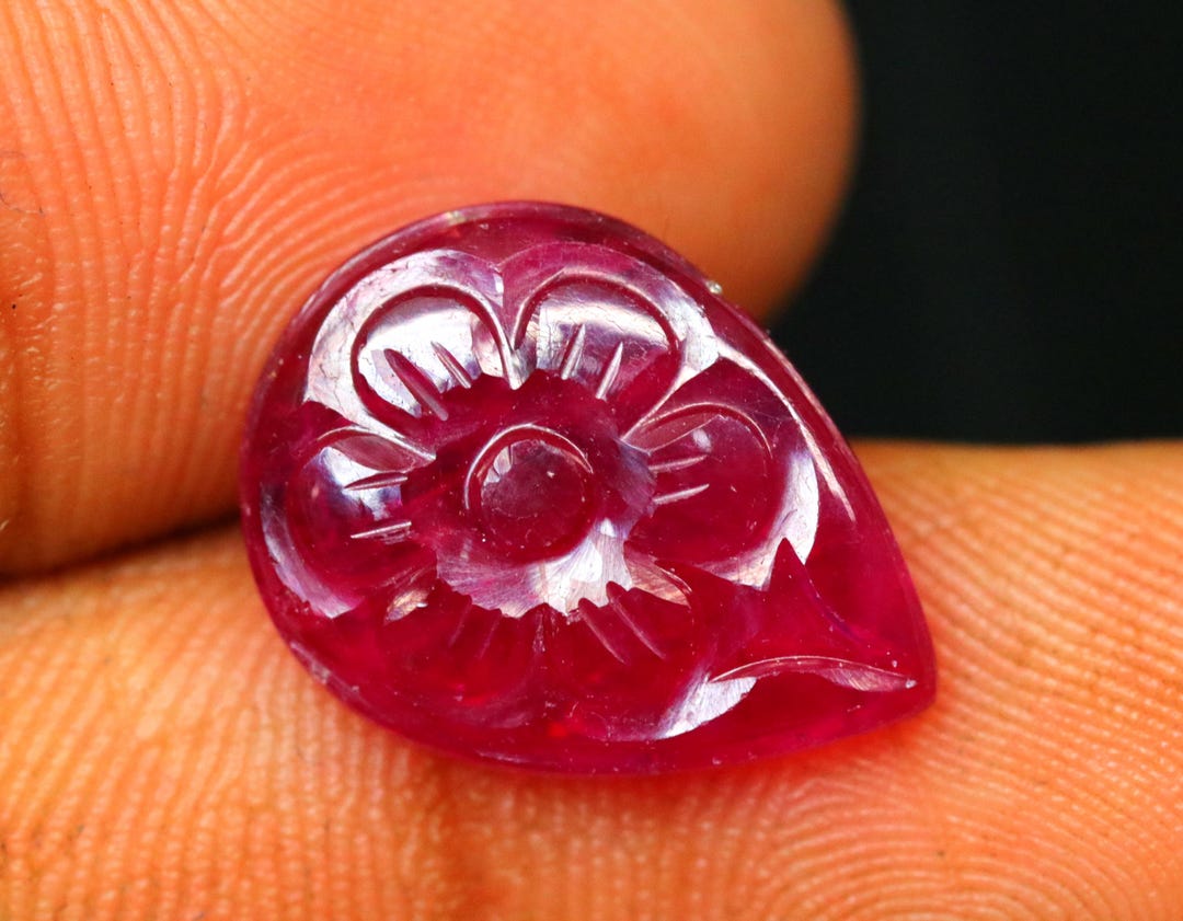 Carved Pear Ruby Gemstone:6.80 Ct Glass Field Ruby Carving 16x12x3 Mm ...