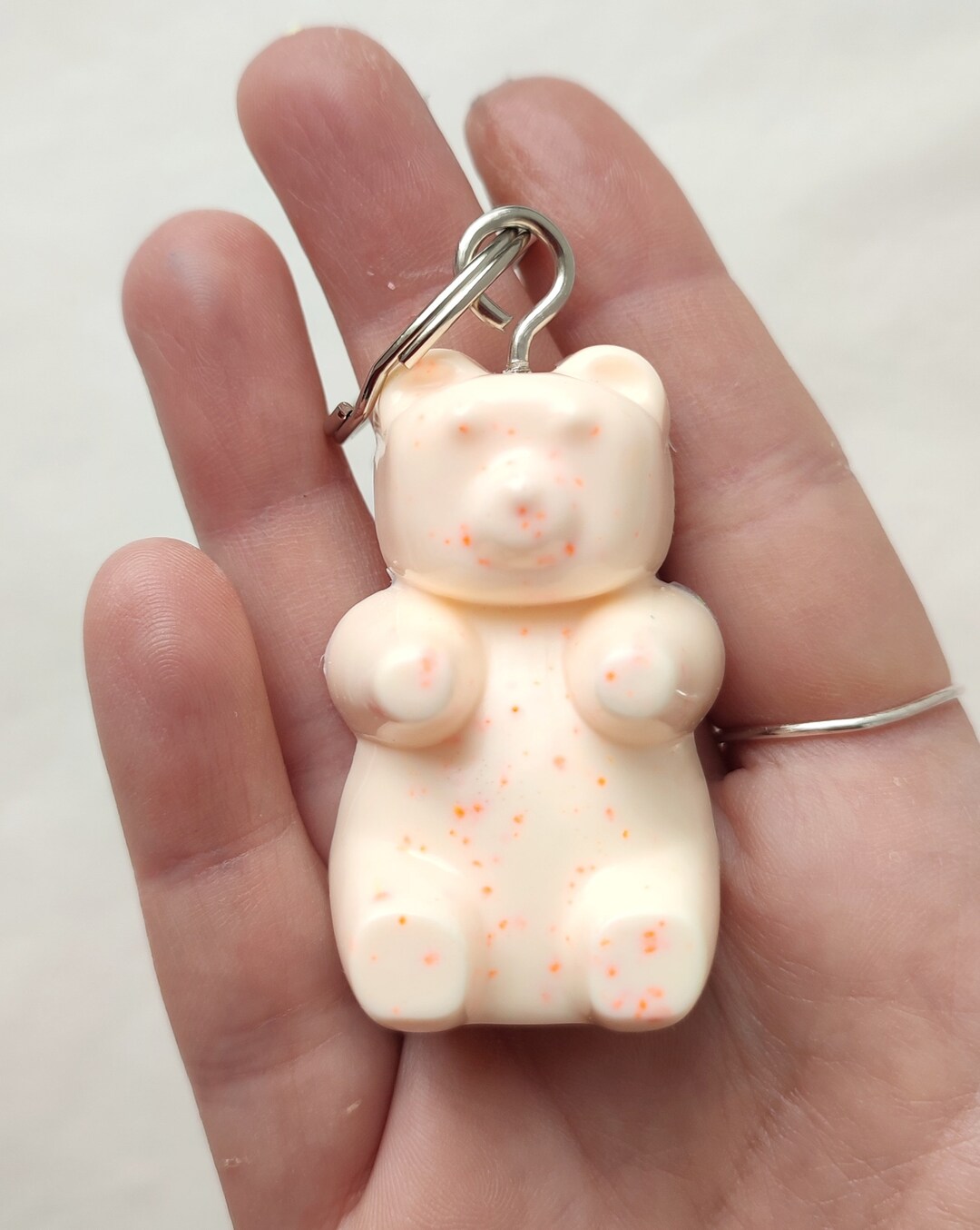 Pop Art Gummy Bear Keychain , Epoxy Resin Candy Keychain, Candy Gummy ...