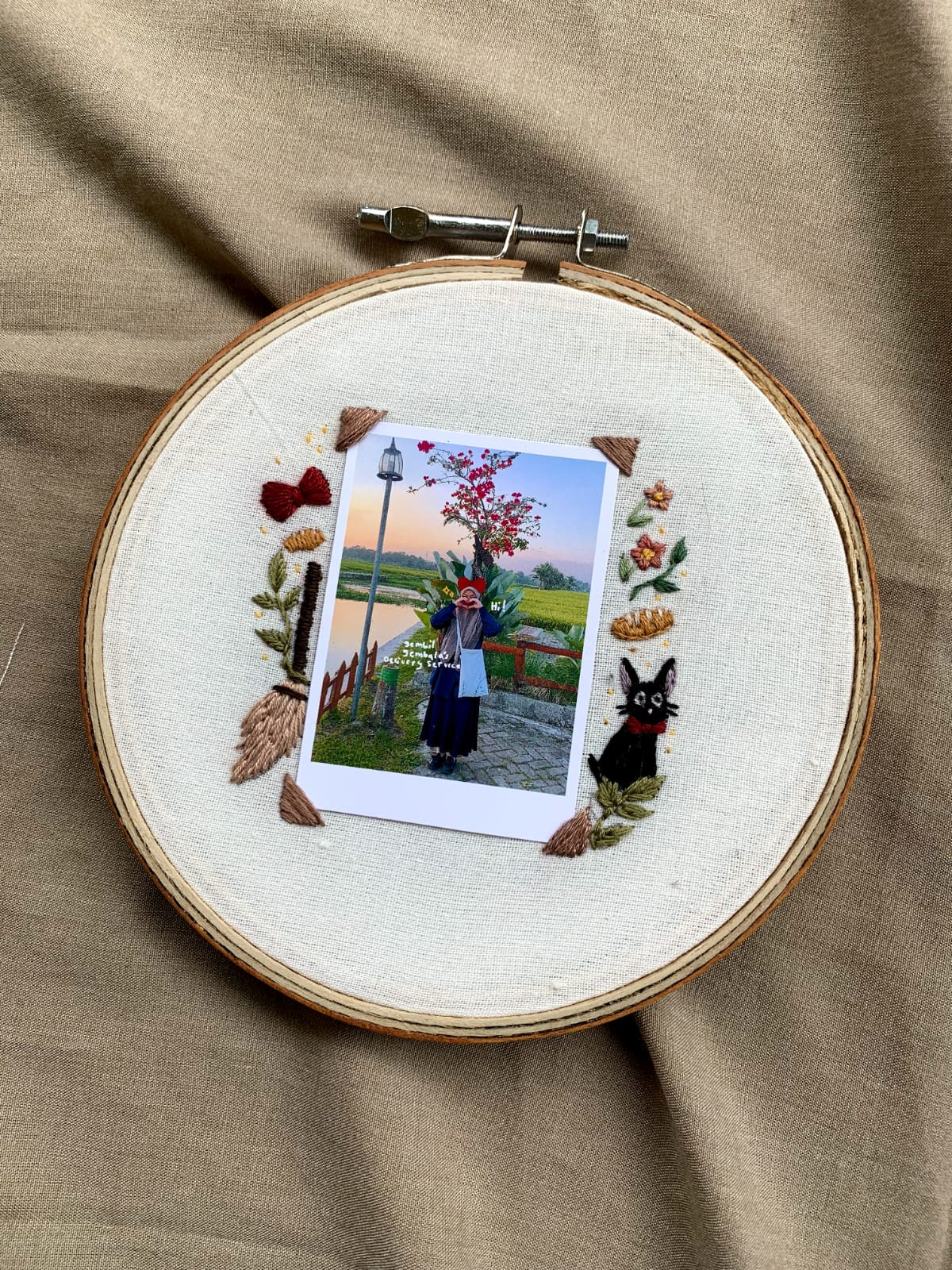 Embroidered Frame for Photo Hoop Size 15cm Standing Frame 18cm ...