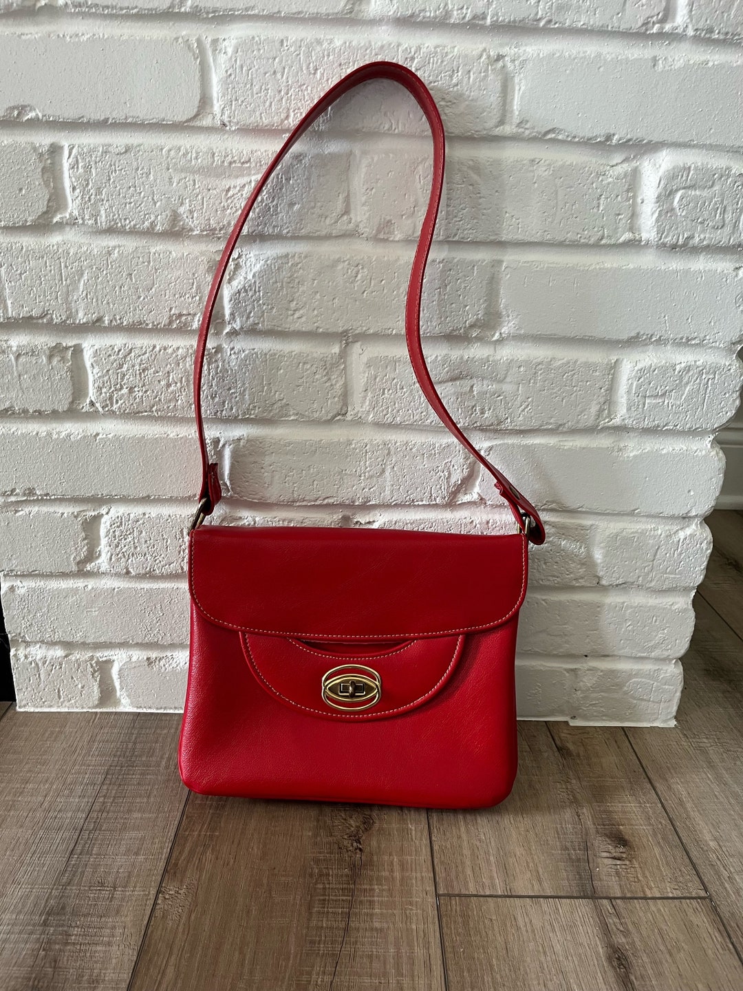 Vintage Red Leather Shoulder Bag, 70s 80s Red Handbag, Red Leather ...