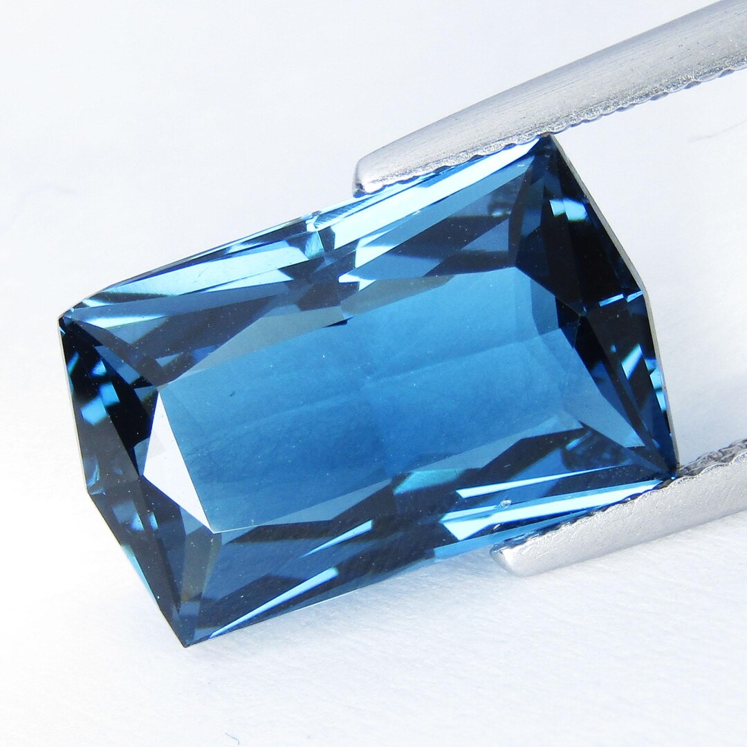 7.83cts Stunning Natural London Blue Topaz Rectangle Cut Loose Gemstone ...
