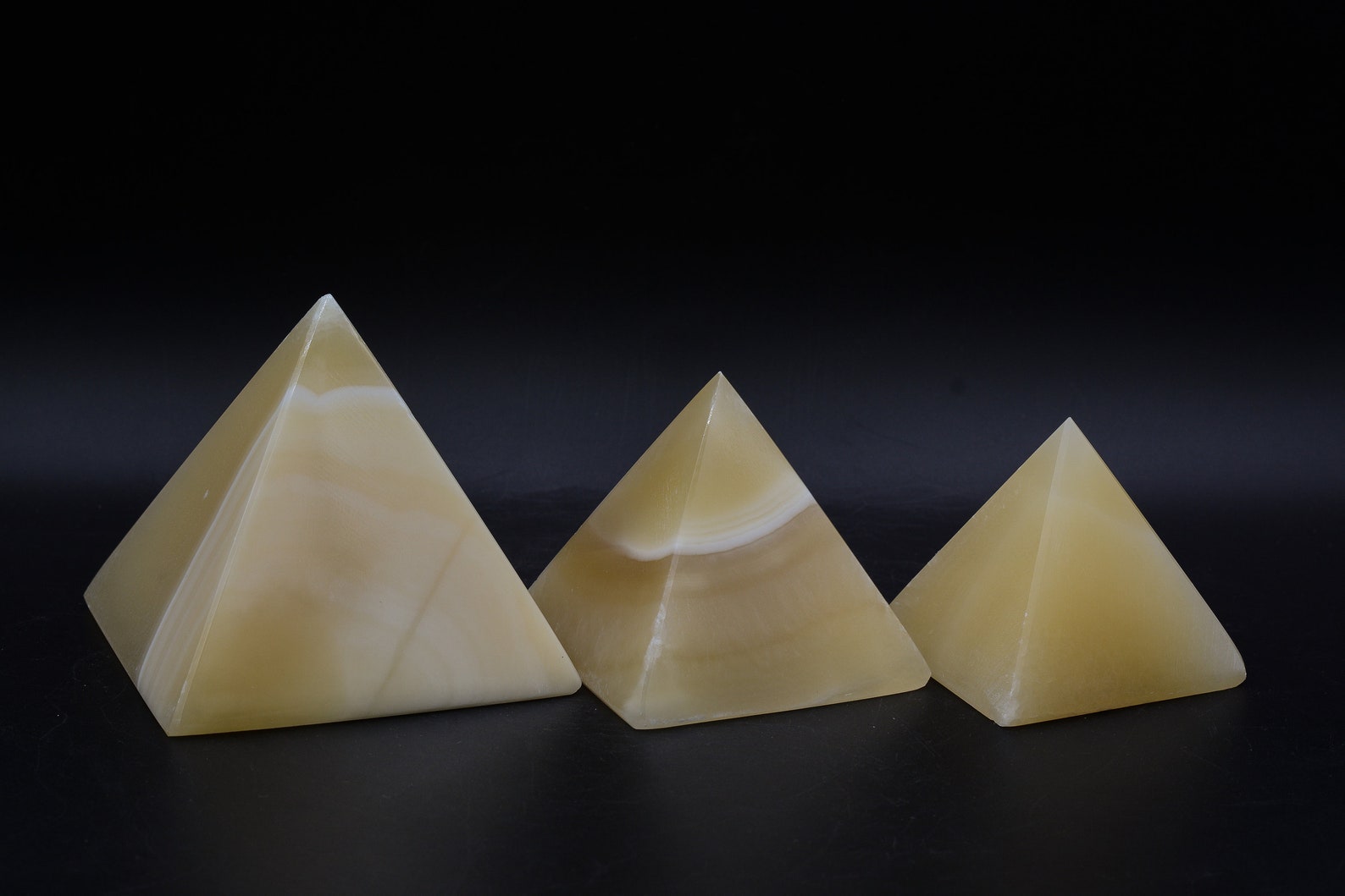 Egyptian Art Decor Set of 3 Pyramids Alabaster Heavy Stone - Etsy
