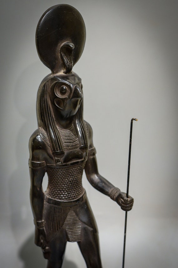 Ra Statue