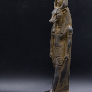 Statue Montu God of War Lord of Medamud, Depicted With a Bull’s Head ...