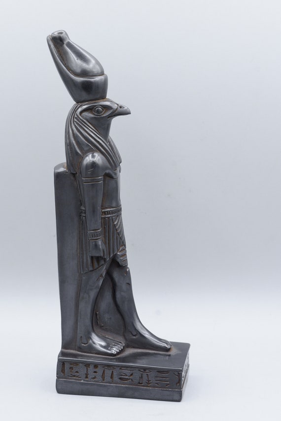 Horus Standbeeld