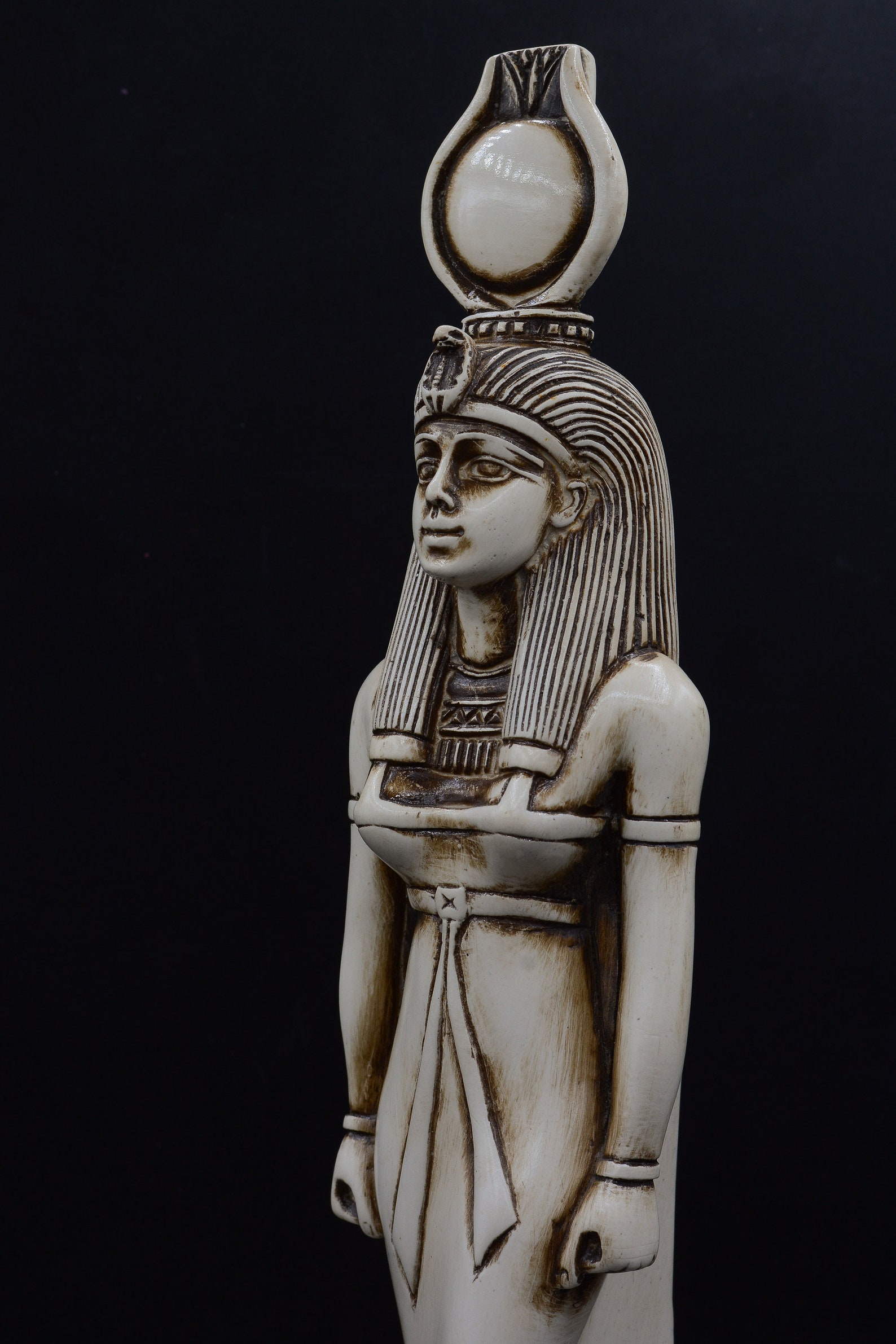 Unique Statue of Egyptian Art Goddess Isis 2 Color, White / Hazel 12 ...