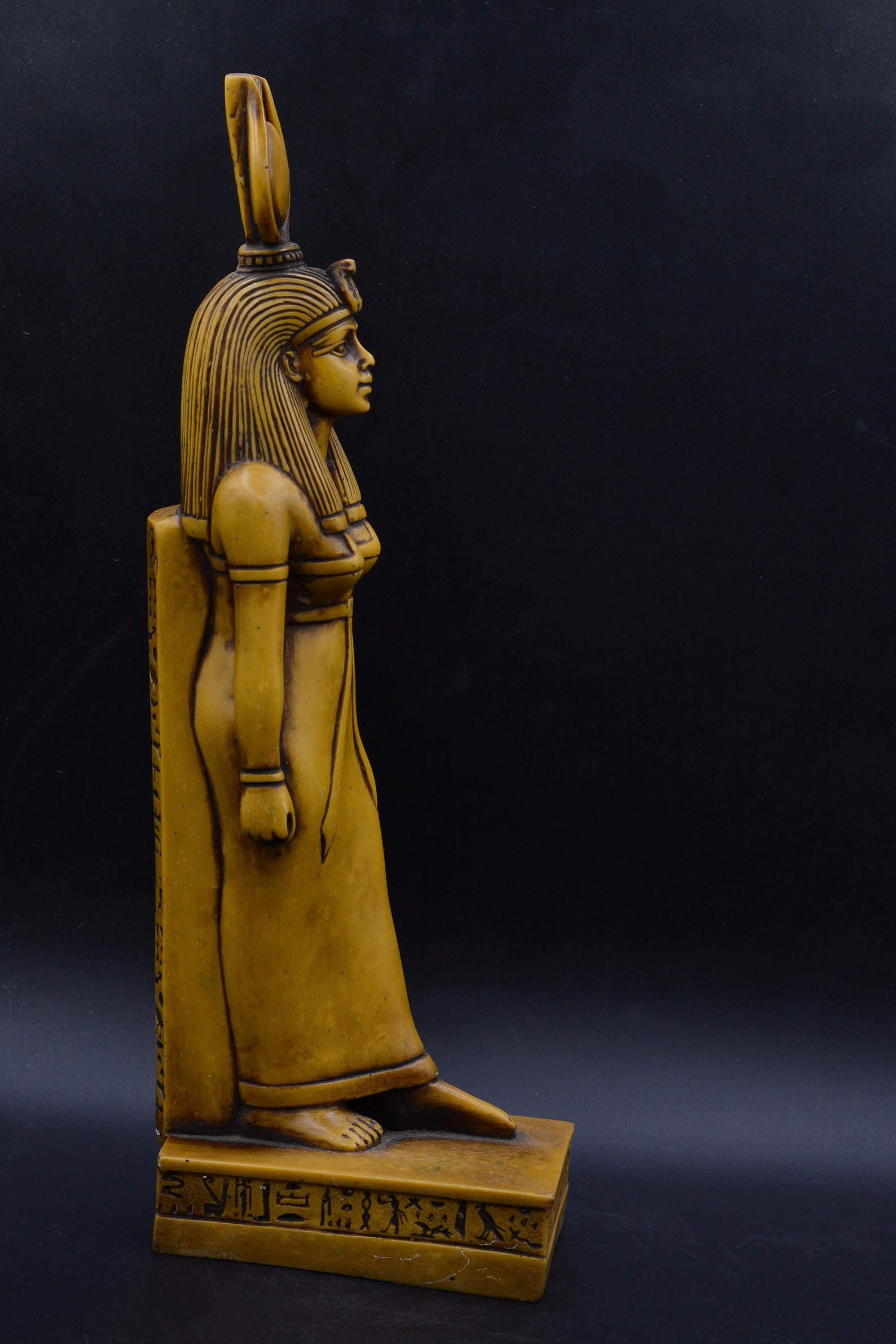 Unique Statue of Egyptian Art Goddess Isis 2 Color, White / Hazel 12 ...