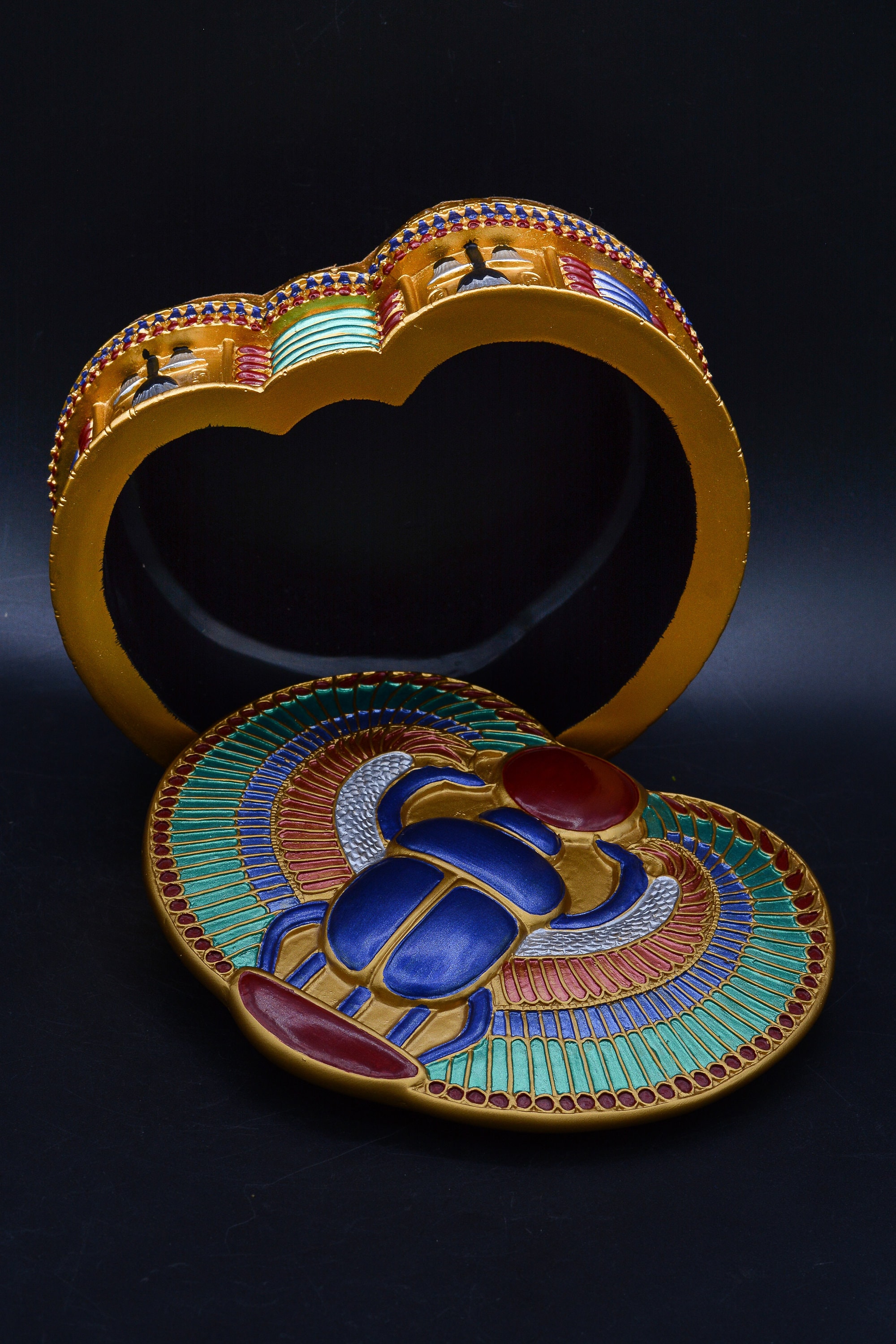 Egyptian art Box decorated pharaonic inscriptions Scarab winged Unique ...