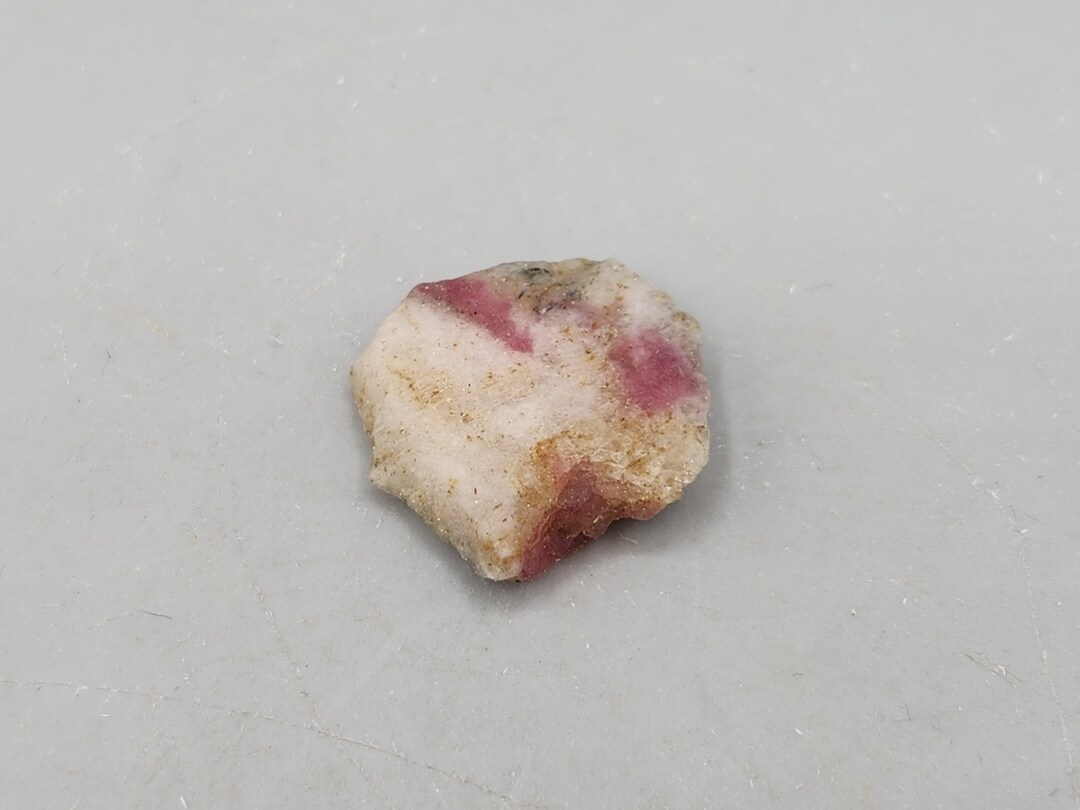 Pink Tugtupite From Greenland UV Reactive - Etsy