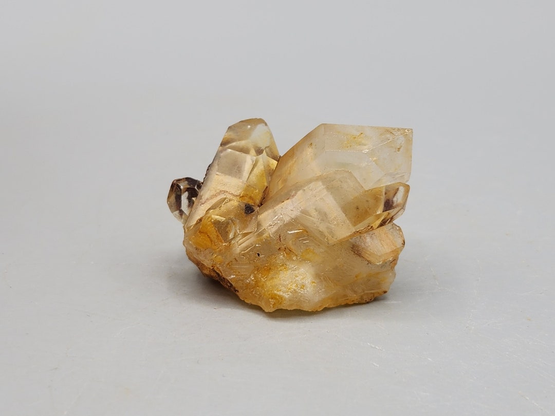 Rare Yellow Colloidal Goethite-banded Quartz With Phantom – Wario ...