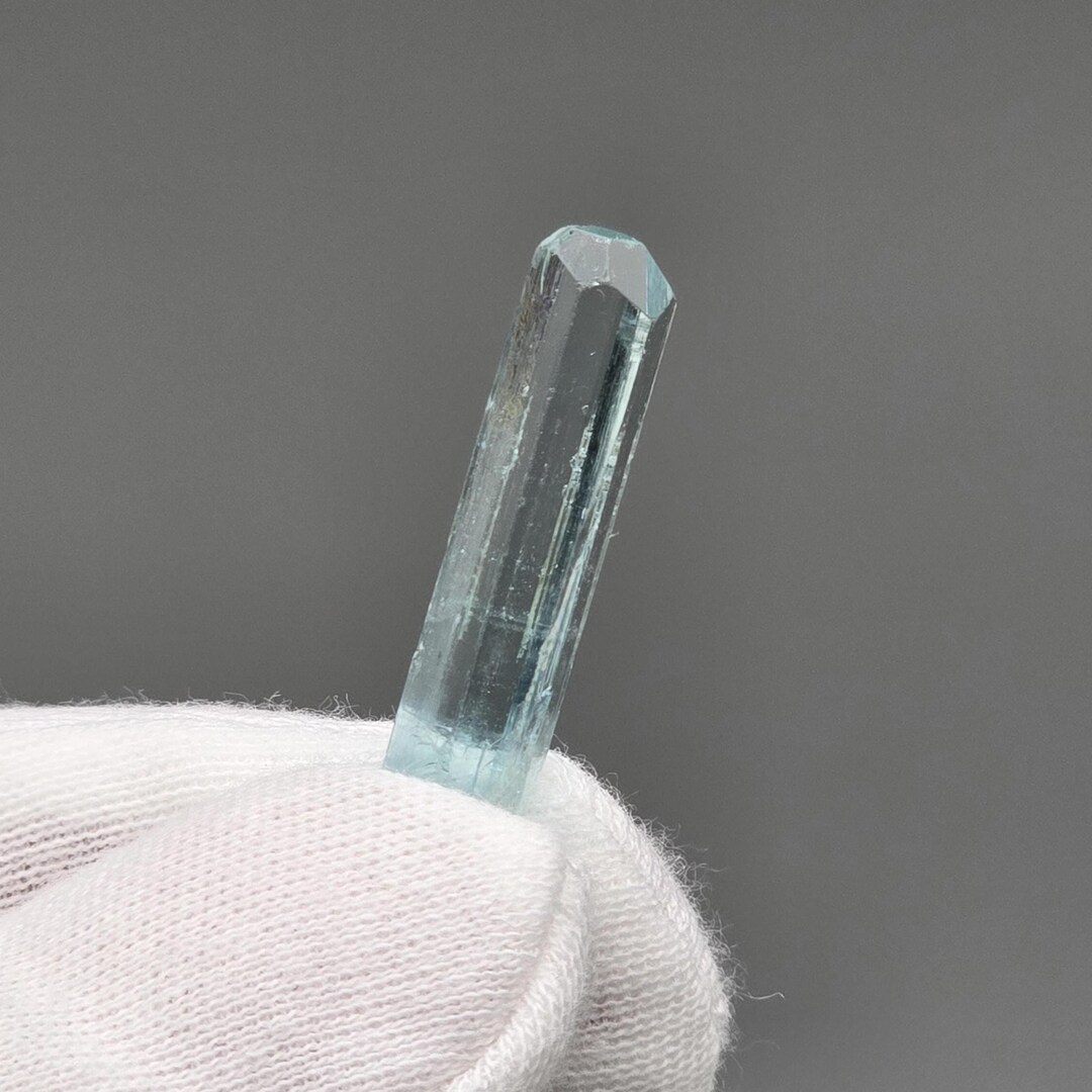 Vanadium Aquamarine With Rare Red Fluorescence – Gadgi Gum, Jos Plateau ...