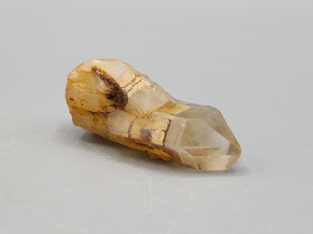Rare Yellow Colloidal Goethite-banded Quartz With Phantom – Wario ...